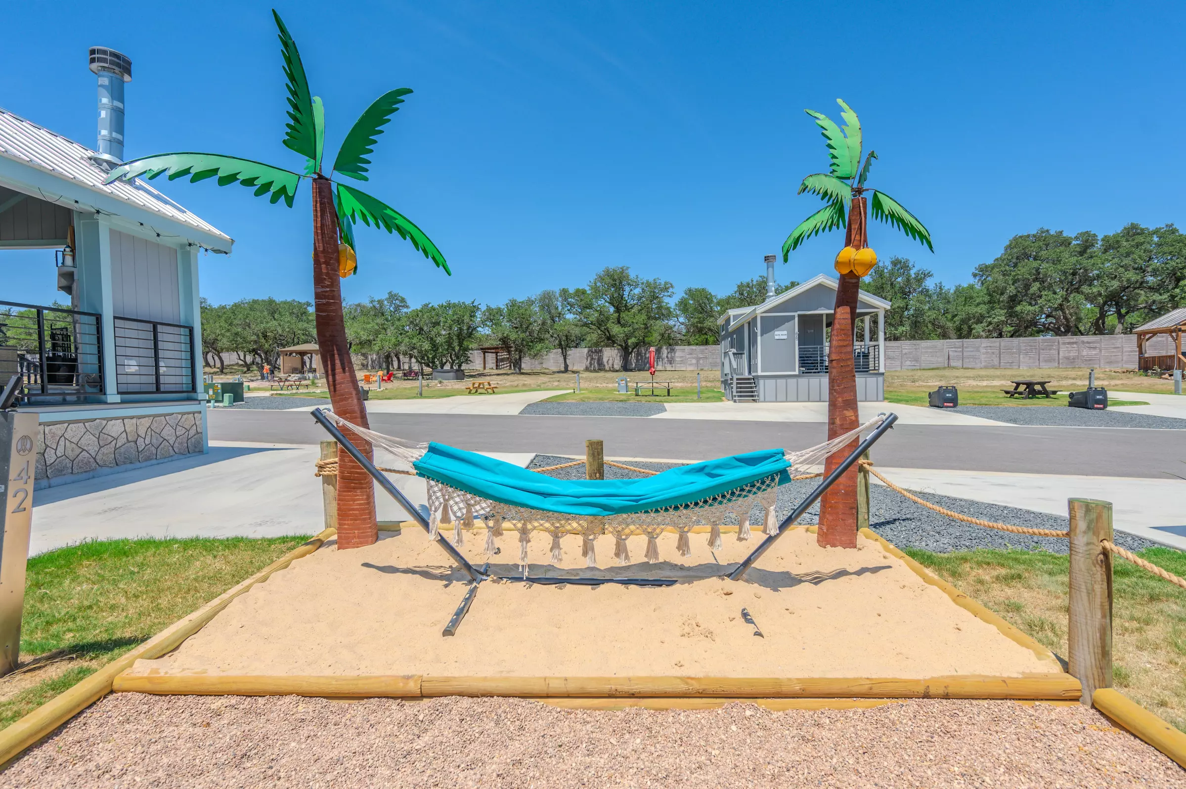 Tiny Home FF 042 - 1 bedroom Accommodation in Fredericksburg | Firefly ...